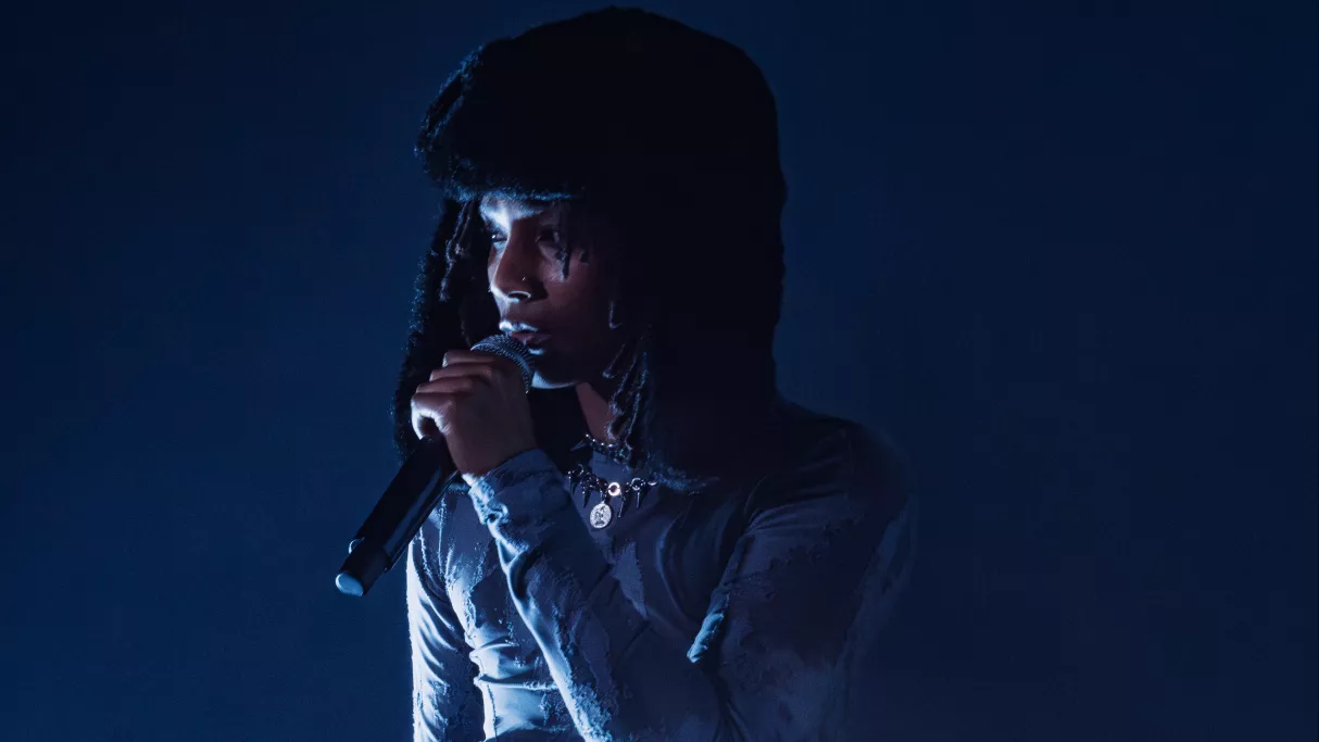 Basique, les sessions - Adés The Planet | FranceTvPro.fr