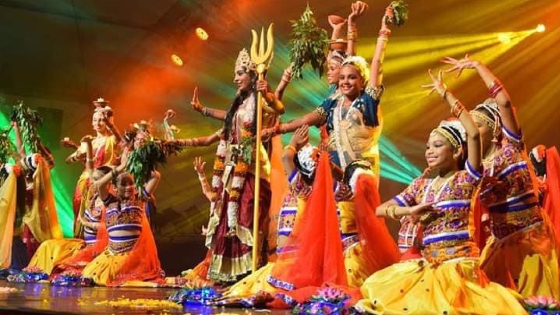 KATHAMBAM «Mélange de Fleurs» | FranceTvPro.fr