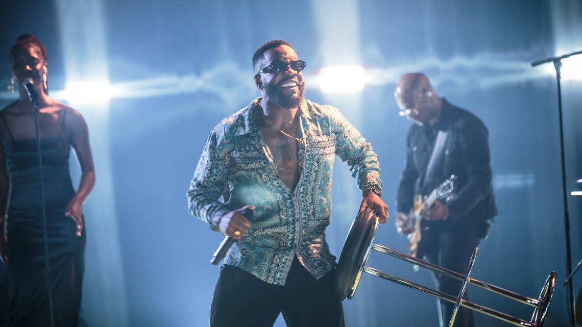 Basique, le concert : Tayc | FranceTvPro.fr