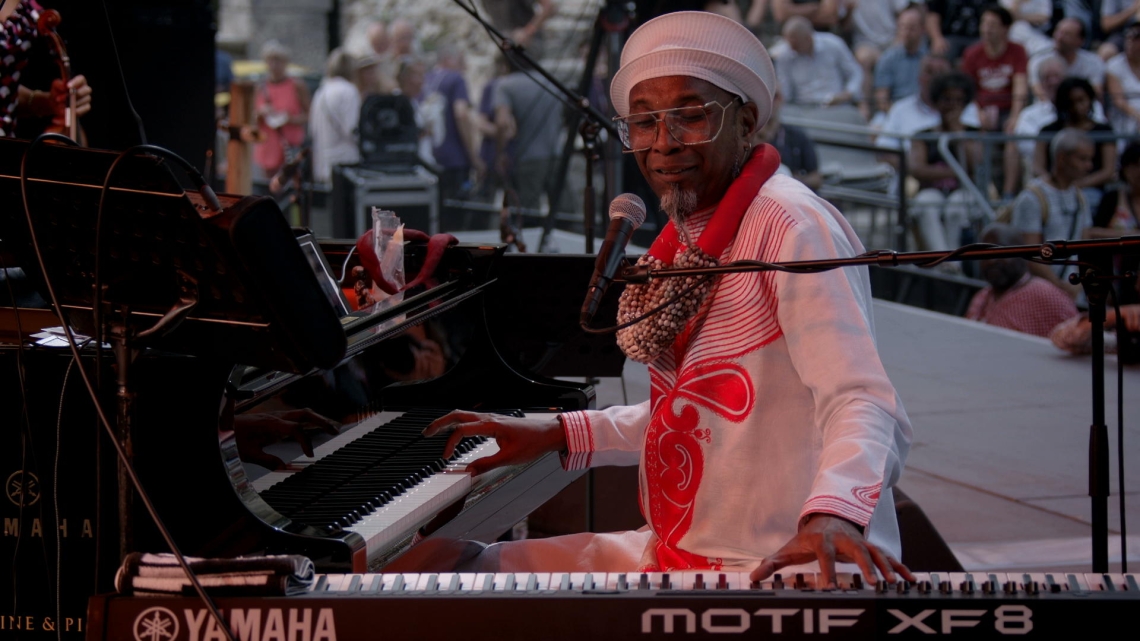 Omar Sosa & Yilian Cañizares Aguas Trio | FranceTvPro.fr