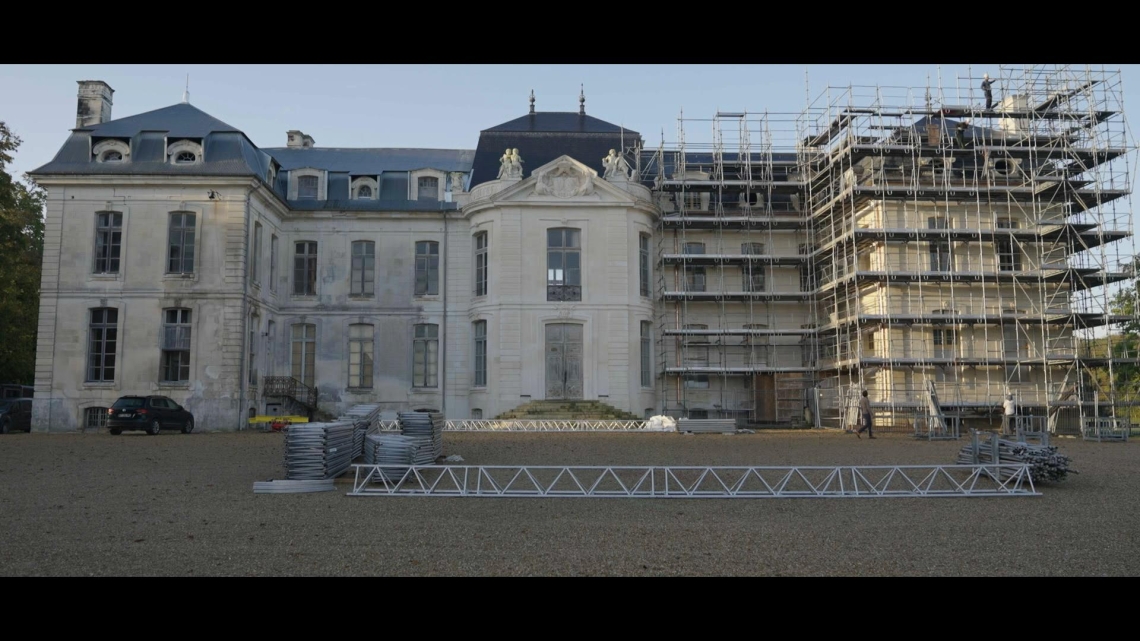 La famille Guyot, une vie de châteaux | FranceTvPro.fr