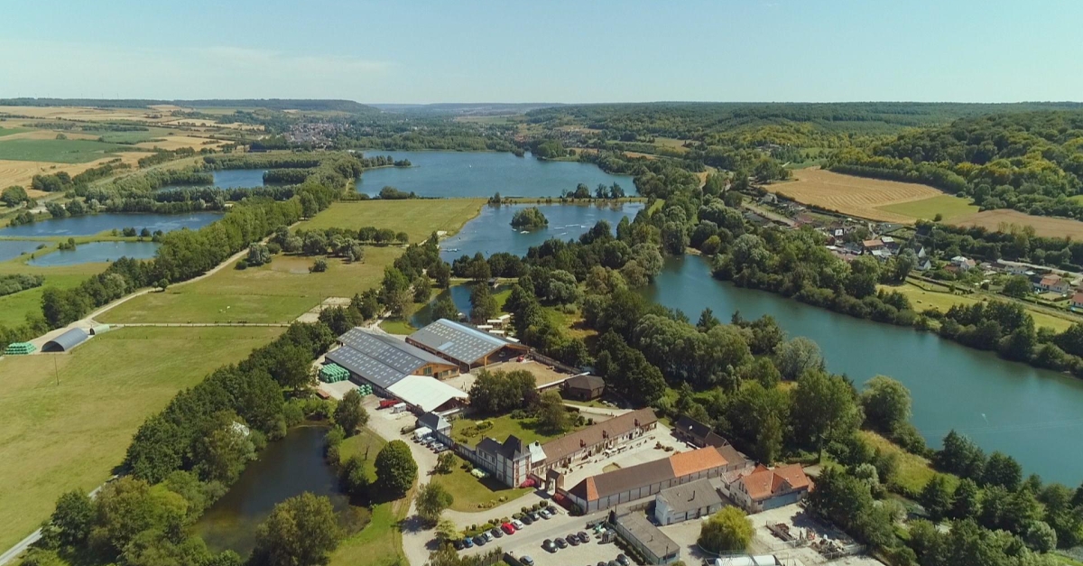 La Vallée de la Bresle, de verre et d'histoire | FranceTvPro.fr