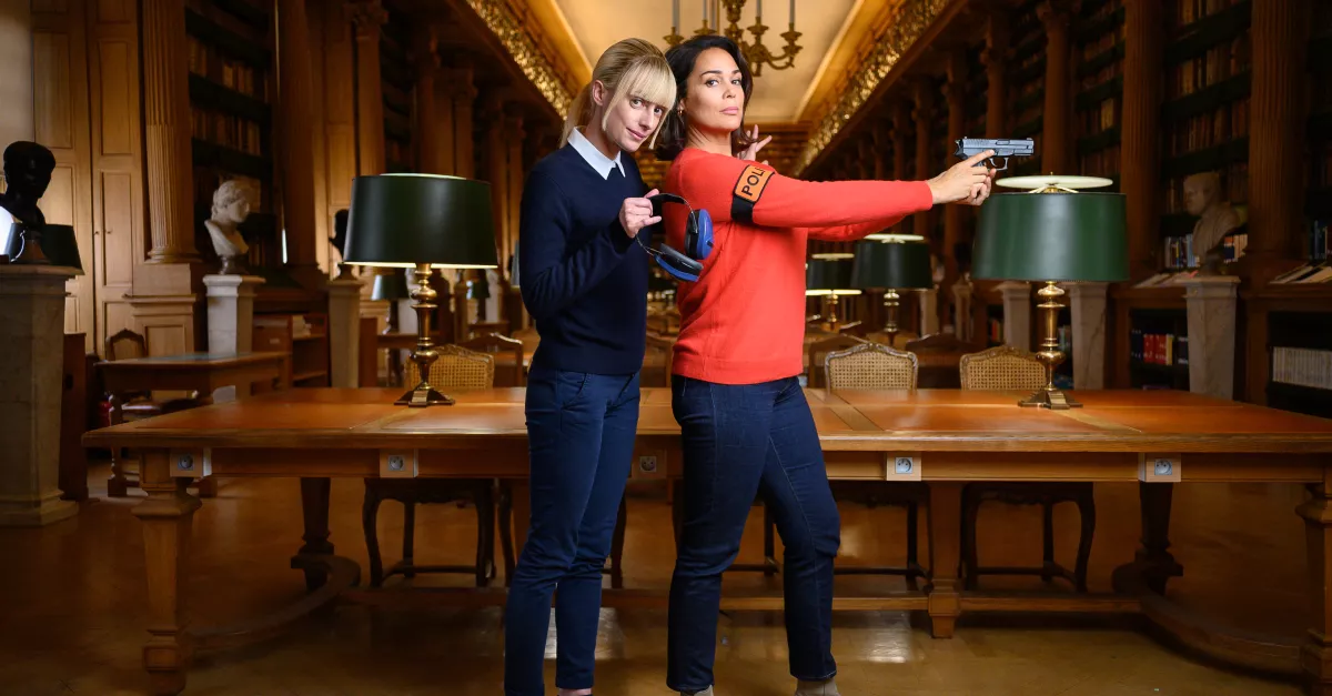 Astrid et Raphaëlle · Saison 5 | FranceTvPro.fr