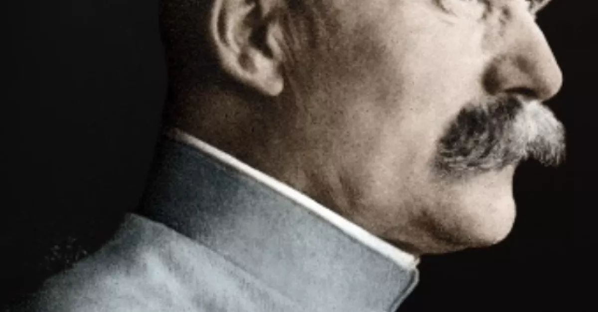 13h15 le dimanche : "Pétain" | FranceTvPro.fr