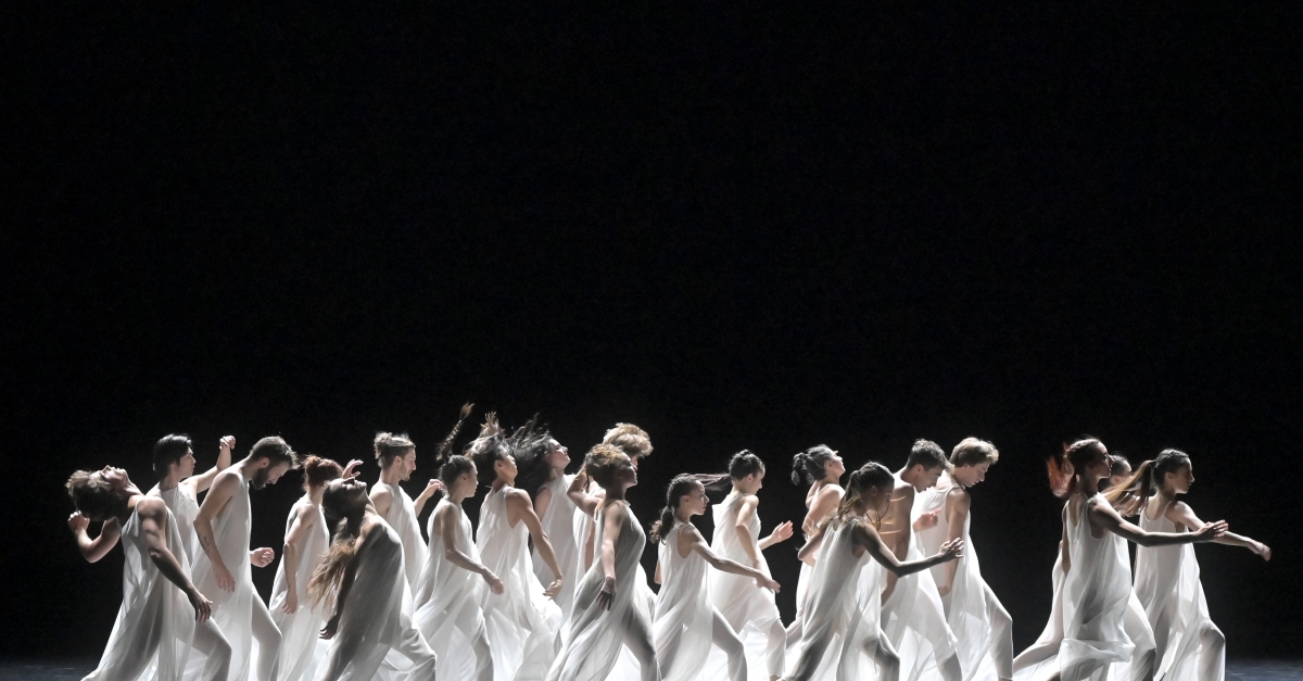 « Mythologies » : une œuvre d'Angelin Preljocaj et Thomas Bangalter ...