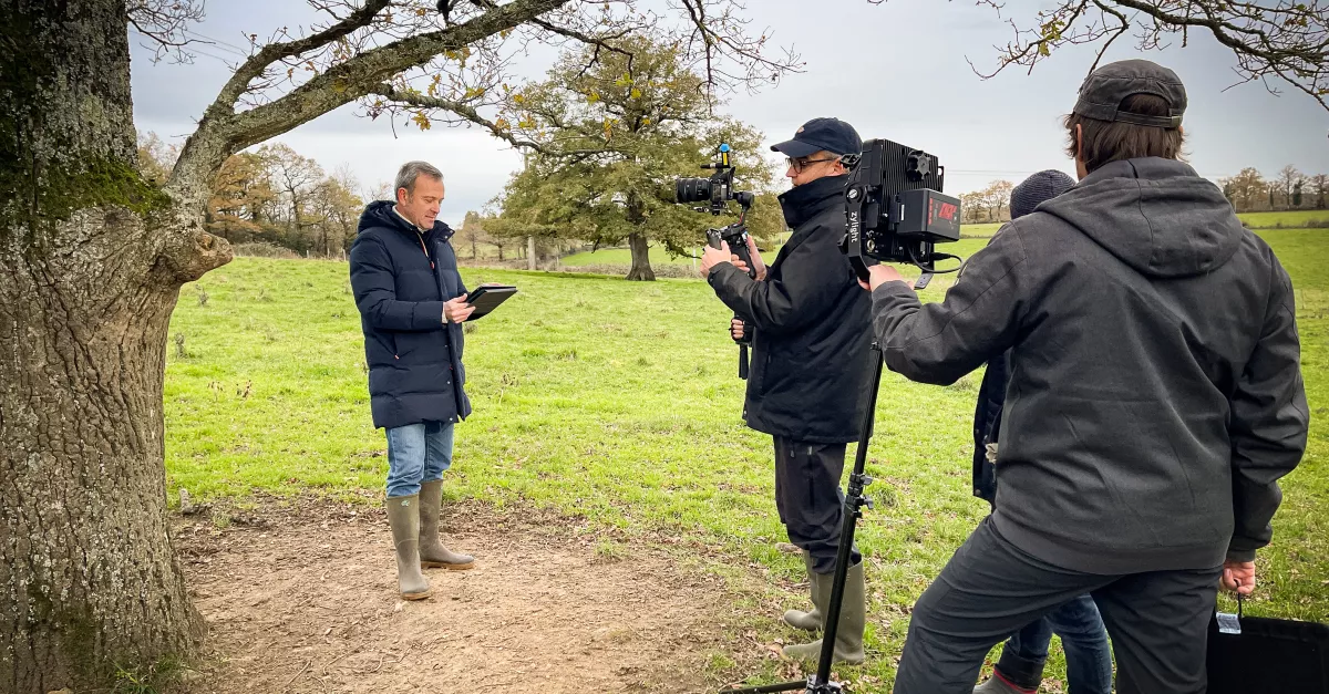 NoA sur terre : La relève | FranceTvPro.fr