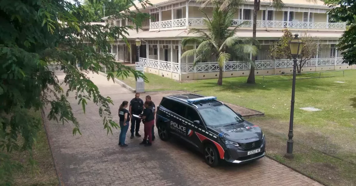 Police Nationale 988 | FranceTvPro.fr